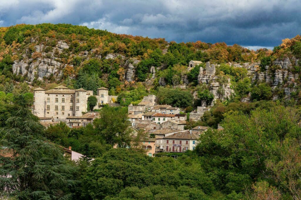 Quels sont les plus beaux villages d'Ardèche à visiter