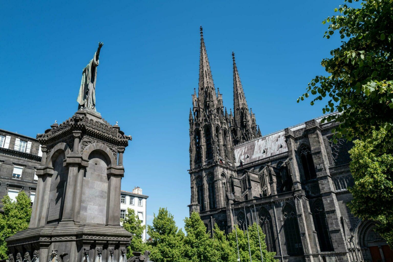 Top 10 des monuments en Auvergne-Rhône-Alpes à visiter