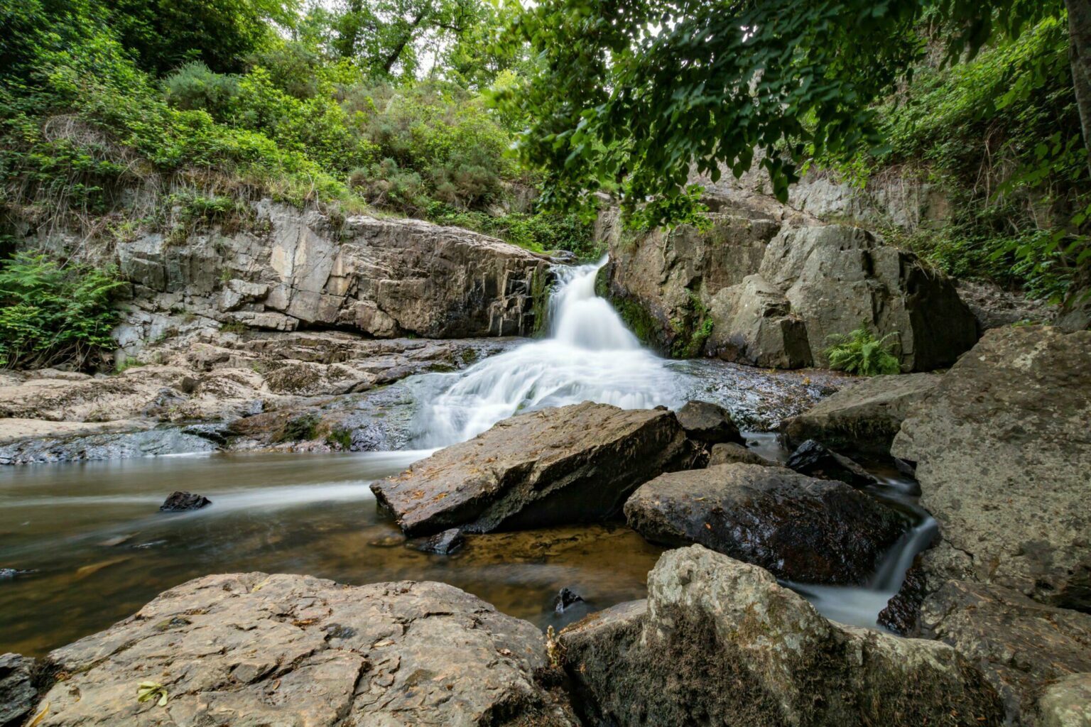 Les 15 plus belles cascades de France à découvrir