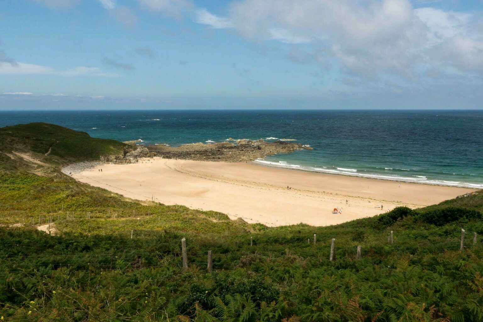 Que faire sur la côte d'Emeraude, en Bretagne ? Suivez le guide