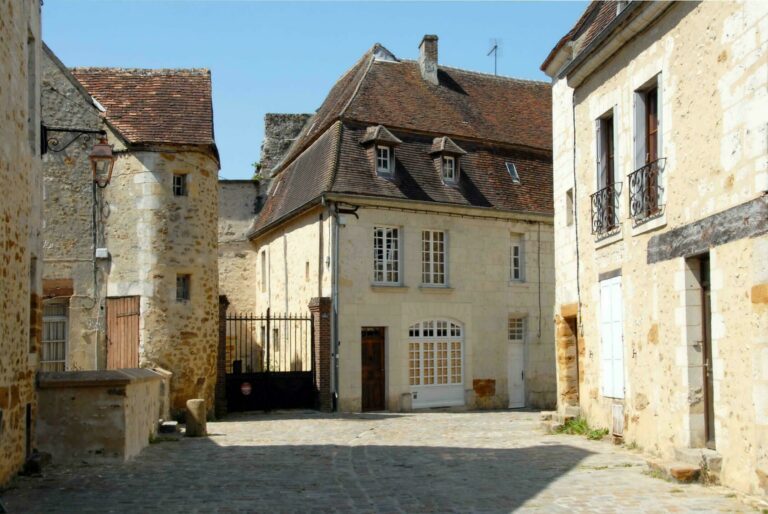 Les 13 plus beaux villages du Perche à visiter