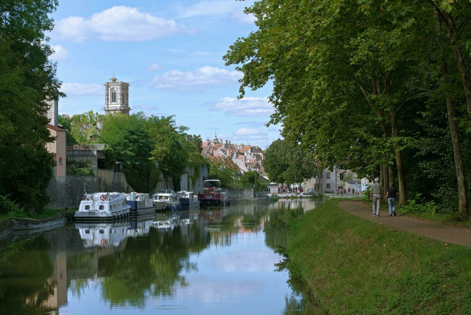 Tout savoir sur le canal du Nivernais et les canaux de Bourgogne
