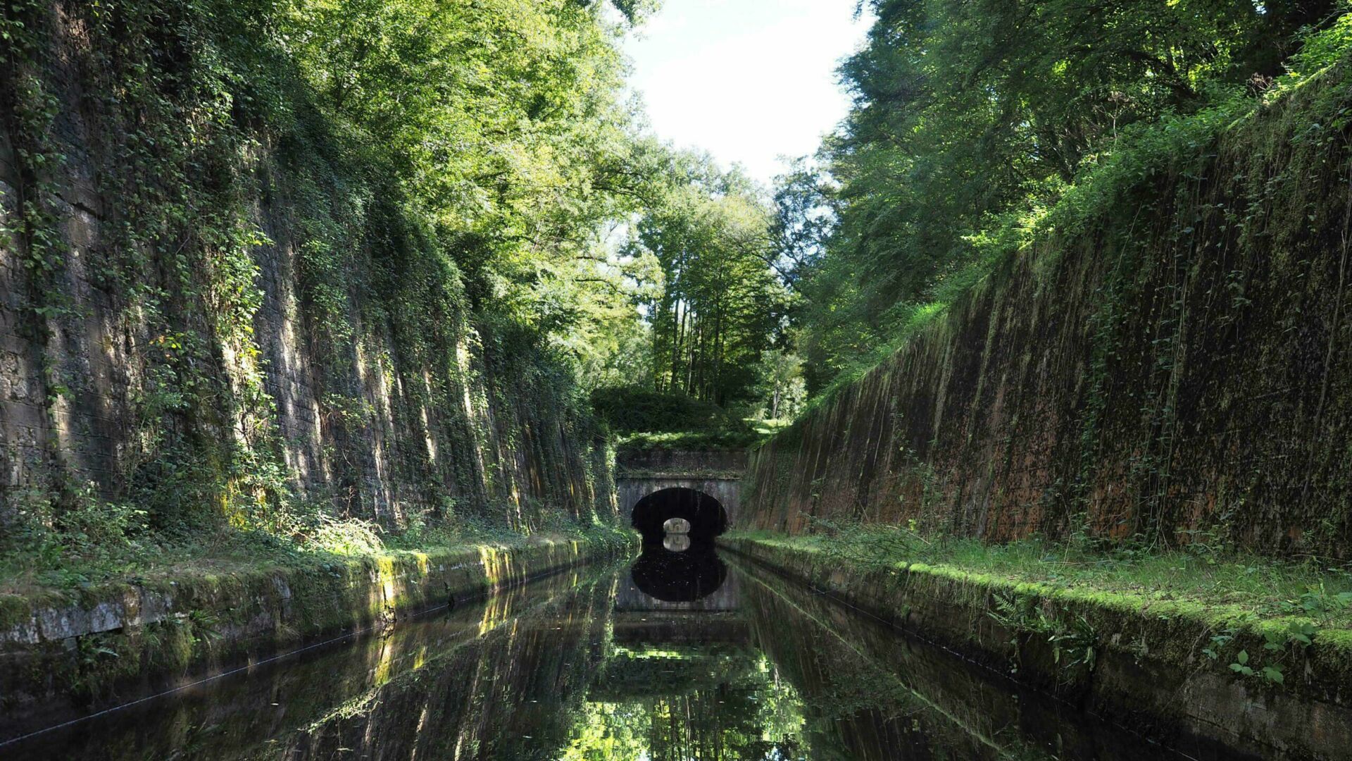 Tout savoir sur le canal du Nivernais et les canaux de Bourgogne