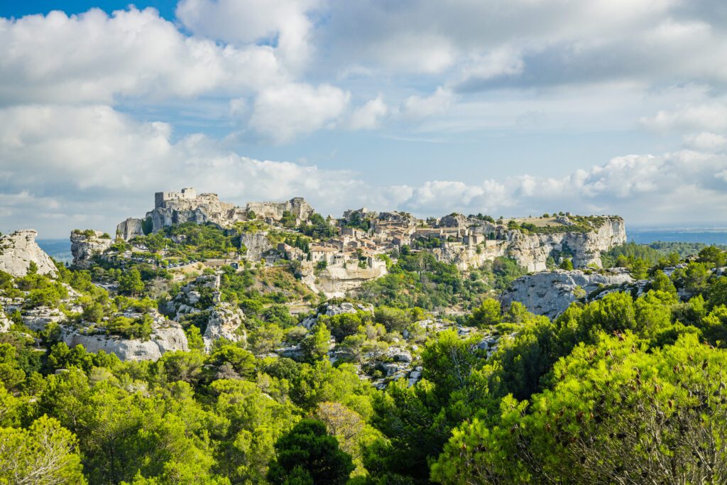 Les 12 villages des Alpilles à visiter absolument