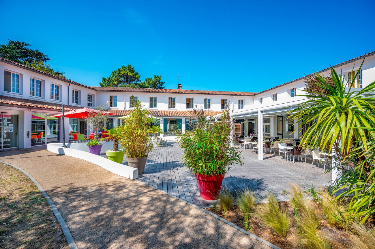 Vacances en bord de mer en France : 10 villages vacances parfaits pour ...