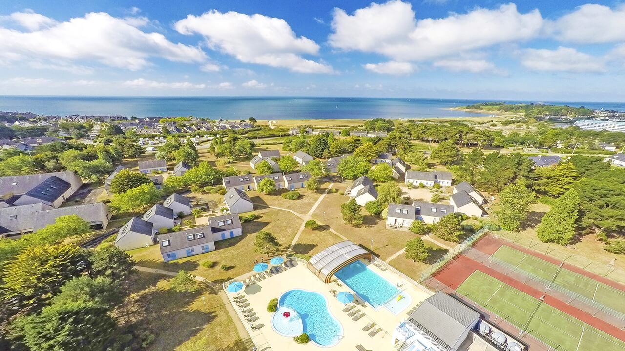 Vacances en bord de mer en France : 10 villages vacances parfaits pour ...