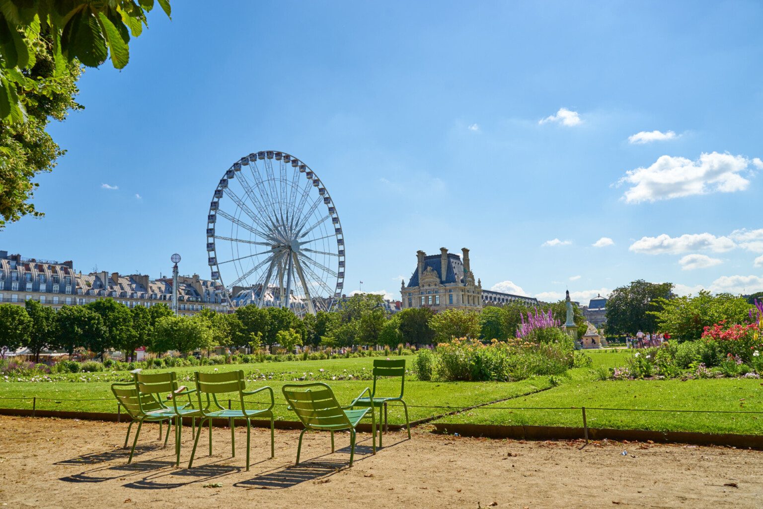 Où sortir le soir à Paris ? Voici 15 lieux incontournables